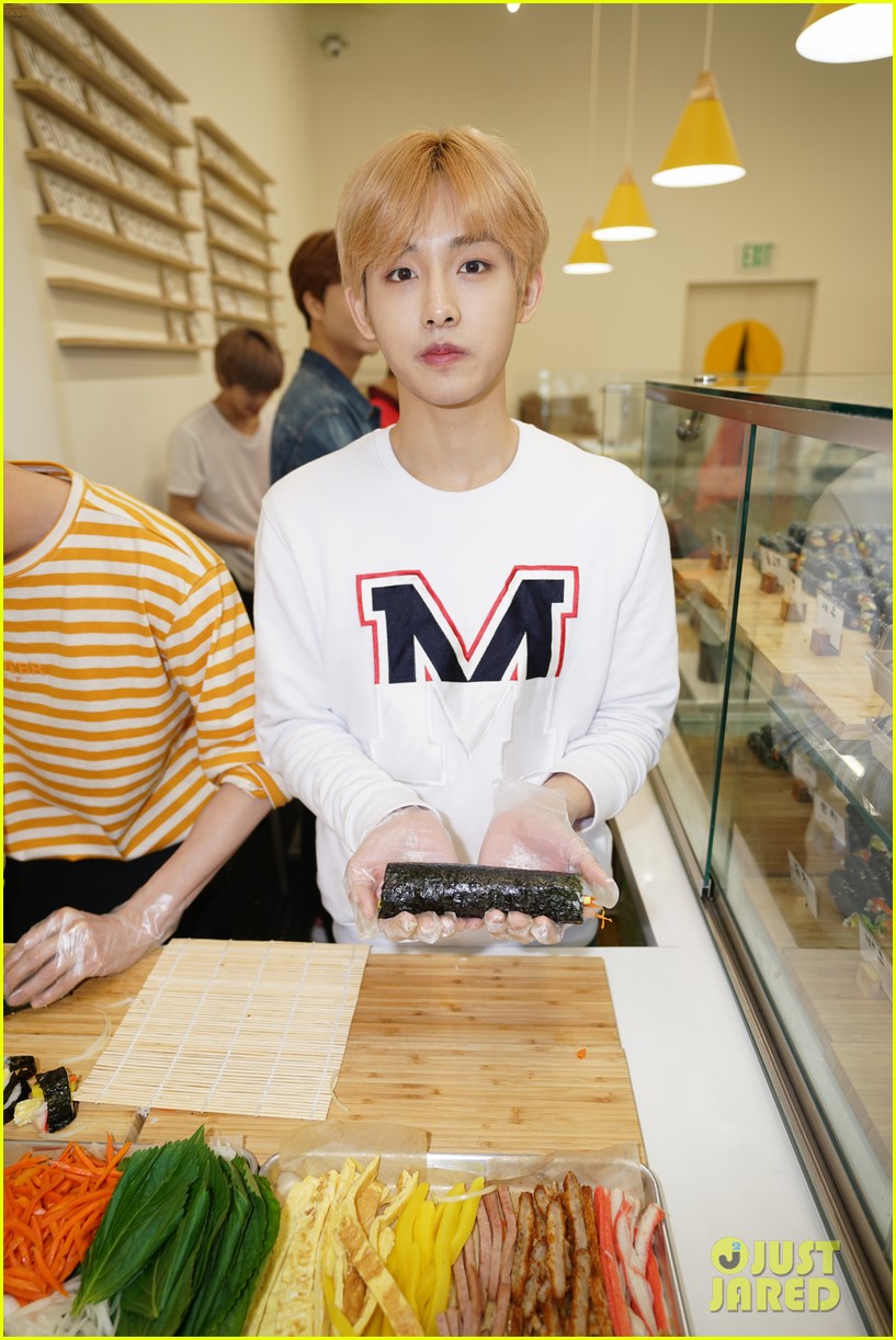 NCT 127 Get A Kimbap Cooking Lesson in LA! (Exclusive): Photo 4075950 ...