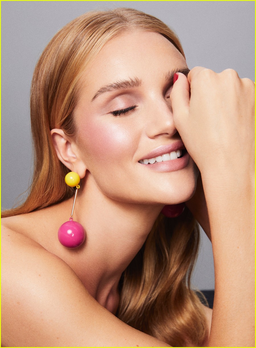 Rosie Huntington-Whiteley Launches New Beauty Website, Rose Inc.: Photo ...