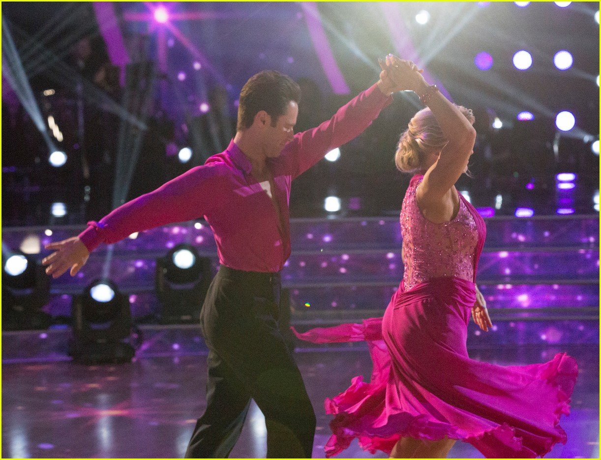 Tonya Harding's Final Dance on 'DWTS' Will Put a Big Smile on Your Face ...