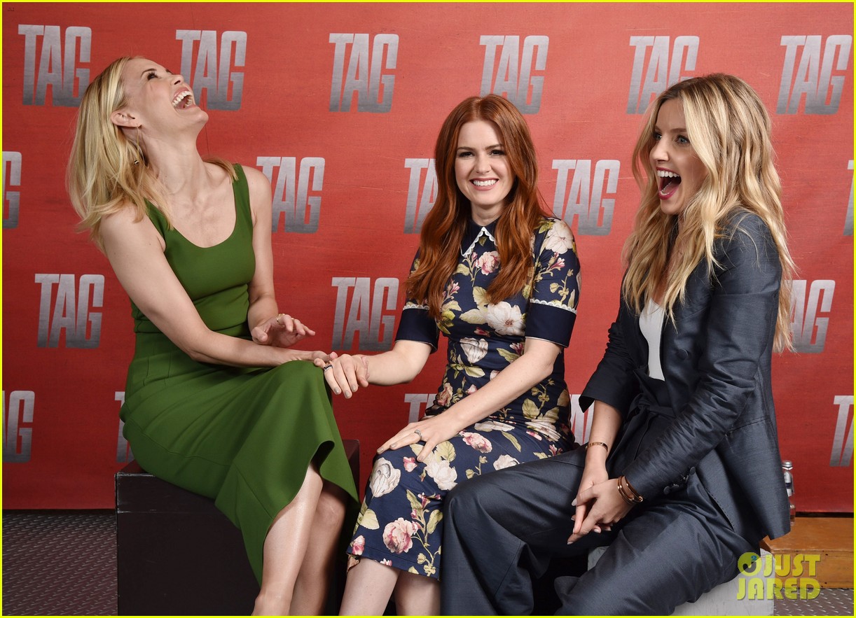 Isla Fisher, Jon Hamm, & Cast Mates Promote New Movie 'Tag'!: Photo ...