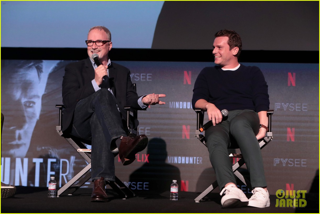 Jonathan Groff Shot the Same 9-Minute 'Mindhunter' Scene 75 Times ...