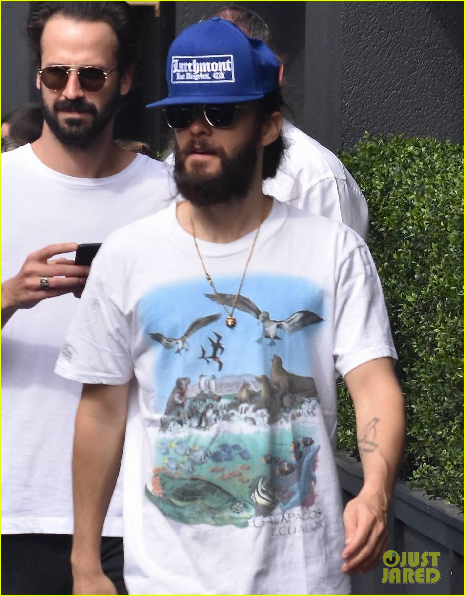 Jared Leto Checks Out the Sights in Dublin!: Photo 4093825 | Jared Leto ...