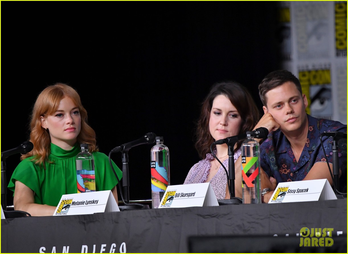Bill Skarsgard Joins 'Castle Rock' Cast at Comic-Con!: Photo 4117750 ...