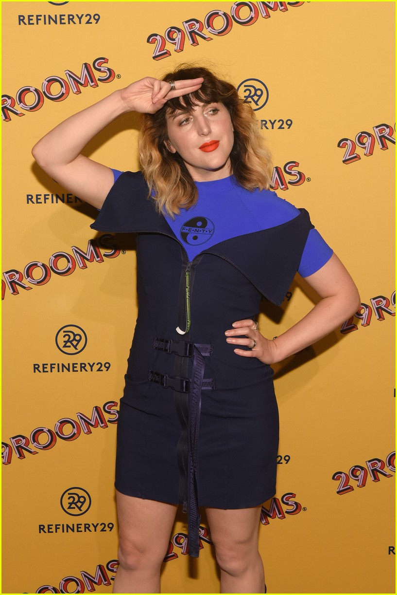 Emily Ratajkowski, Kelly Rowland, Taraji P. Henson & More Attend ...