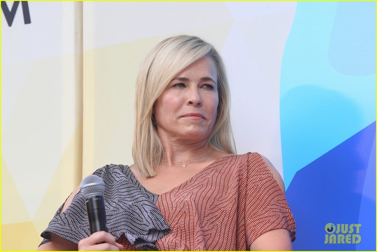 Chelsea Handler Takes Aim at President Trump at OZYFest 2018: 'This Is ...