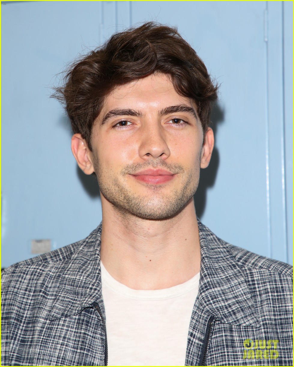 Gillian Jacobs, Joey King & More Support 'Eighth Grade' Cast at L.A ...