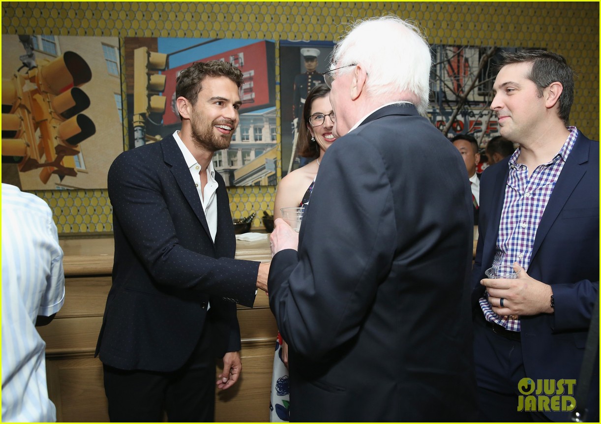 Theo James & Kat Graham Screen 'How It Ends' in NYC: Photo 4112712 ...