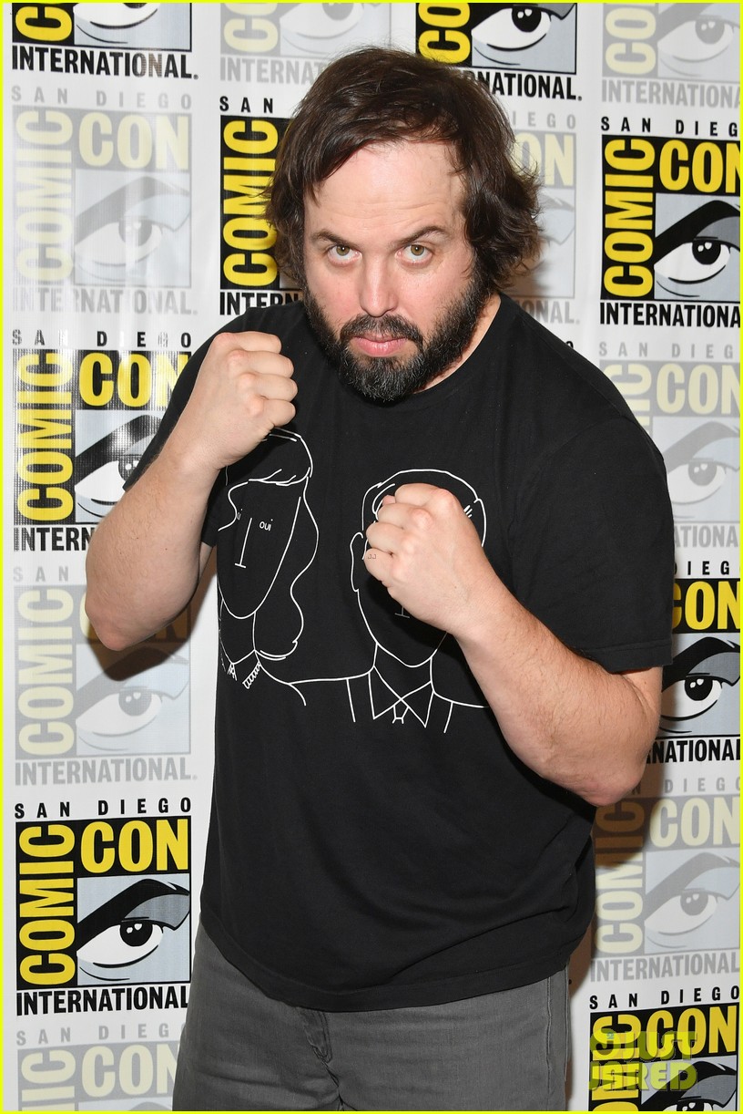 'Nightflyers' Cast Debuts Trailer for George R.R. Martin's New Show at ...