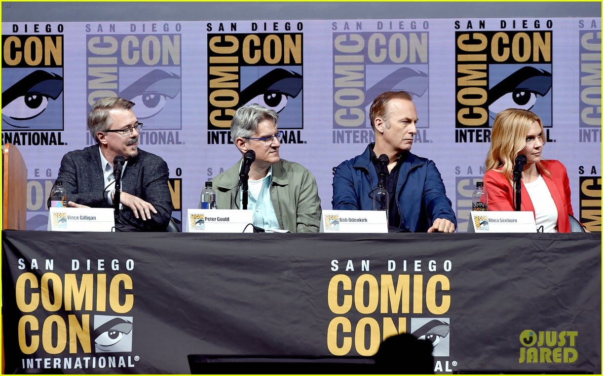 Photo: aaron paul breaking bad reunion comic con 18 | Photo 4116953 ...