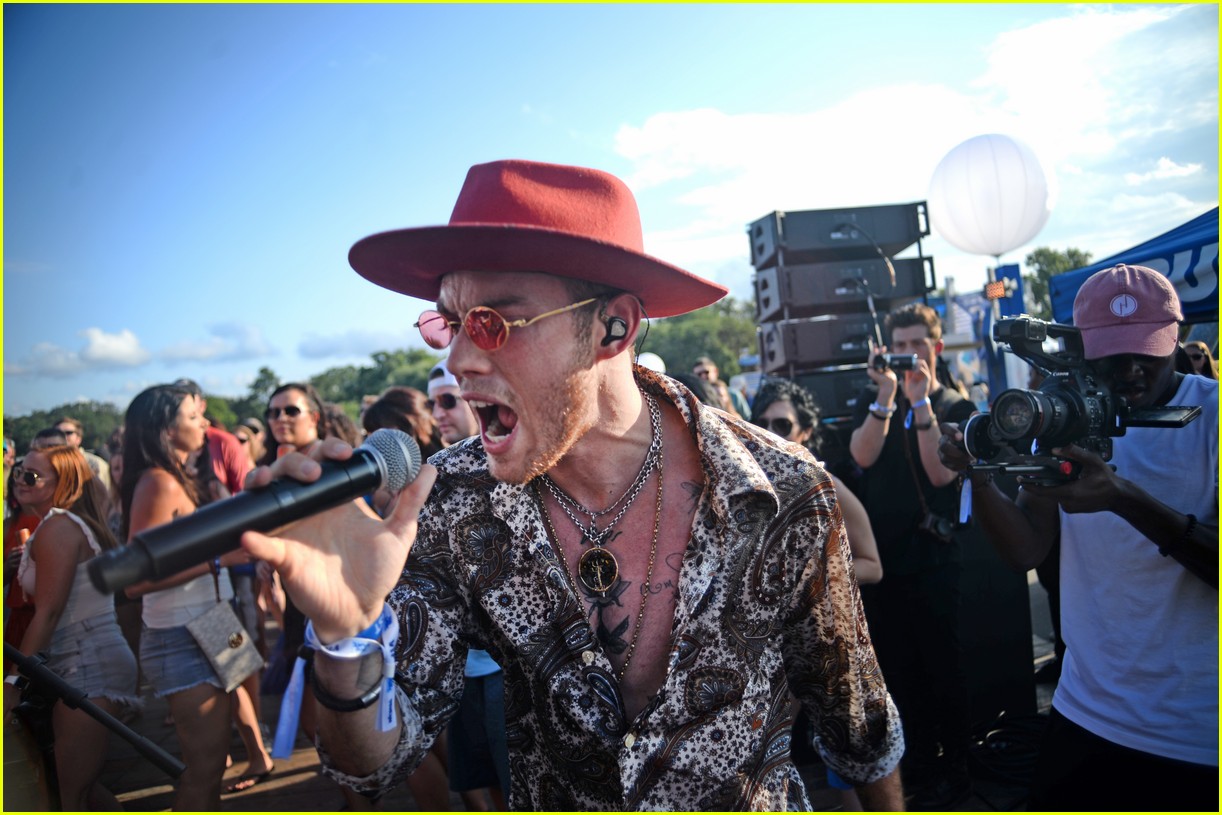 Sam Hunt, Lil Jon, Dashboard Confessional & More Perform at Bud Light ...