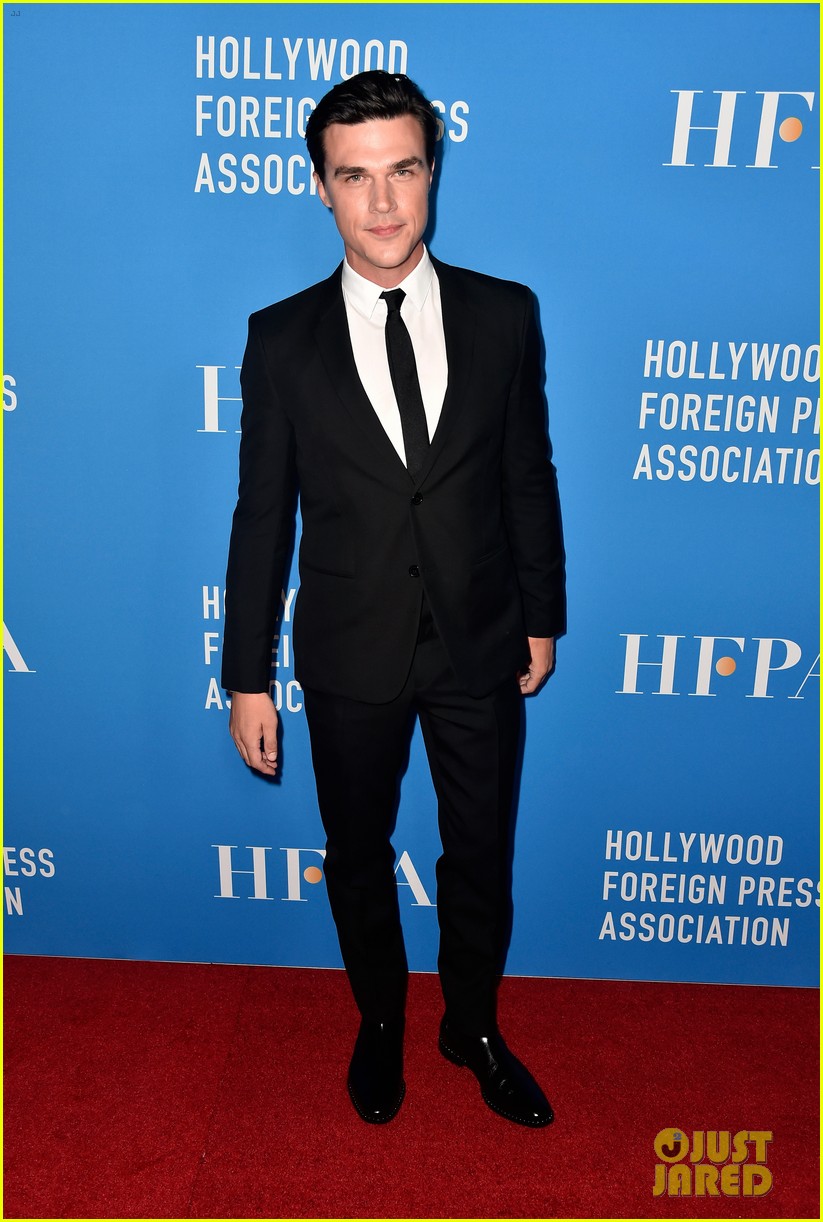 Connie Britton Joins 'American Horror Story' Co-Stars Finn Wittrock ...