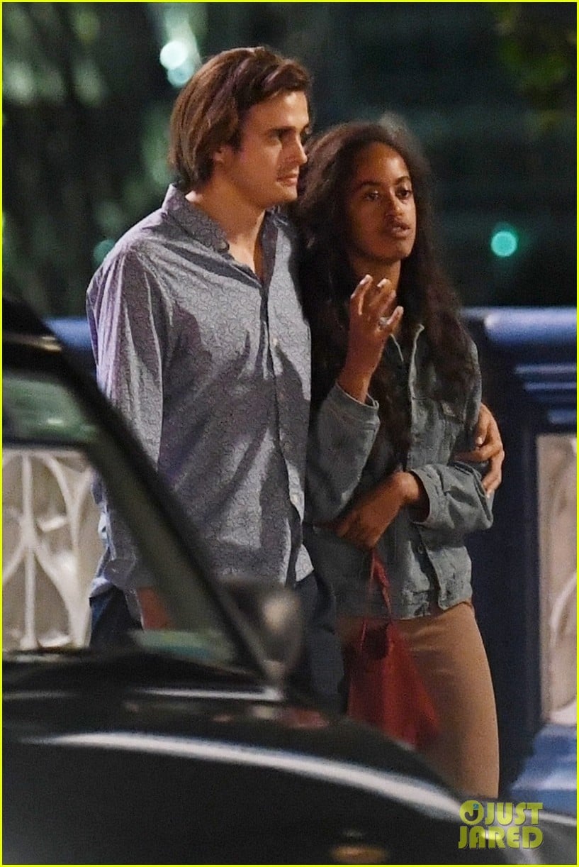 Malia Obama & Boyfriend Rory Farquharson Enjoy a Date Night at the ...