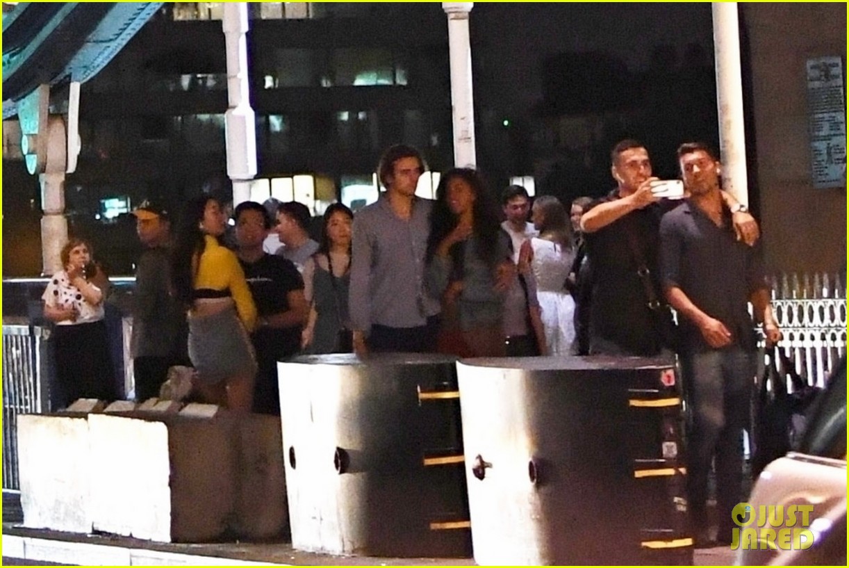 Malia Obama & Boyfriend Rory Farquharson Enjoy a Date Night at the ...