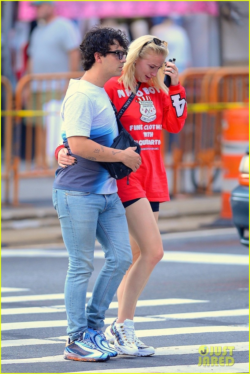 Photo: sophie turner joe jonas crying photos 05 | Photo 4130129 | Just ...