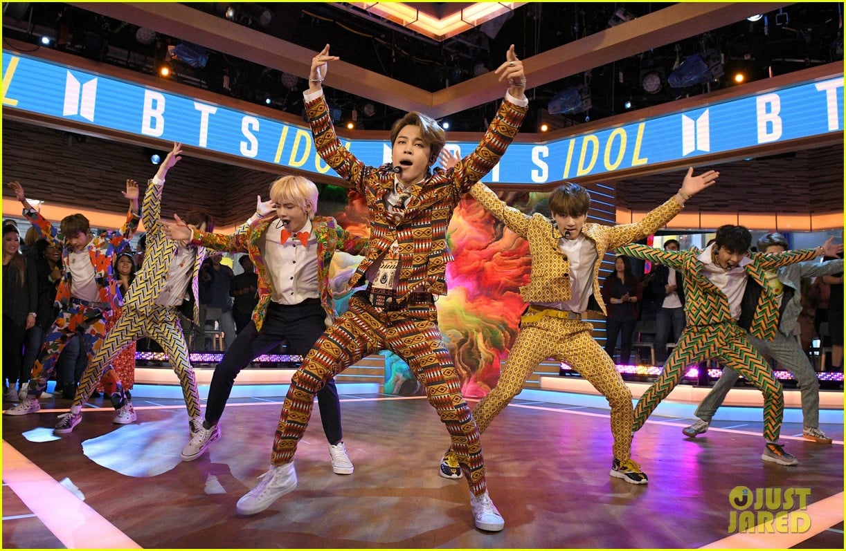 BTS Make 'Good Morning America' Debut - Watch Their Performance!: Photo ...