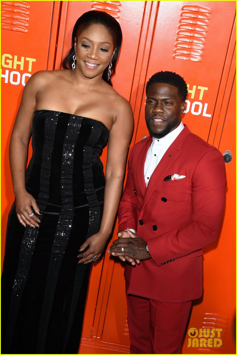 Tiffany Haddish & Kevin Hart Keep Close at 'Night School' Premiere in ...