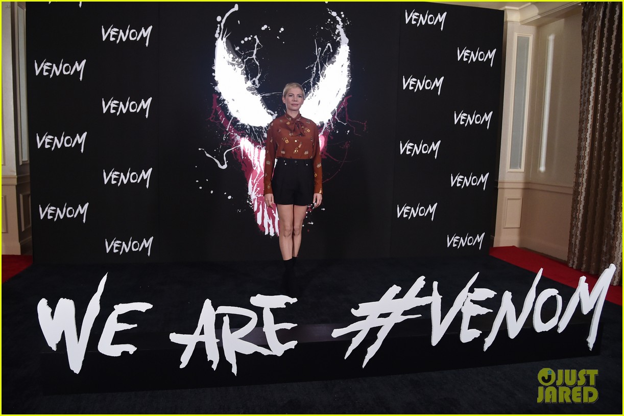 Tom Hardy Kisses Michelle Williams in New 'Venom' Clip!: Photo 4154912 | Jenny Slate, Michelle ...