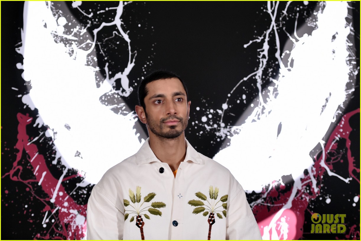 Tom Hardy Kisses Michelle Williams in New 'Venom' Clip!: Photo 4154918 | Jenny Slate, Michelle ...