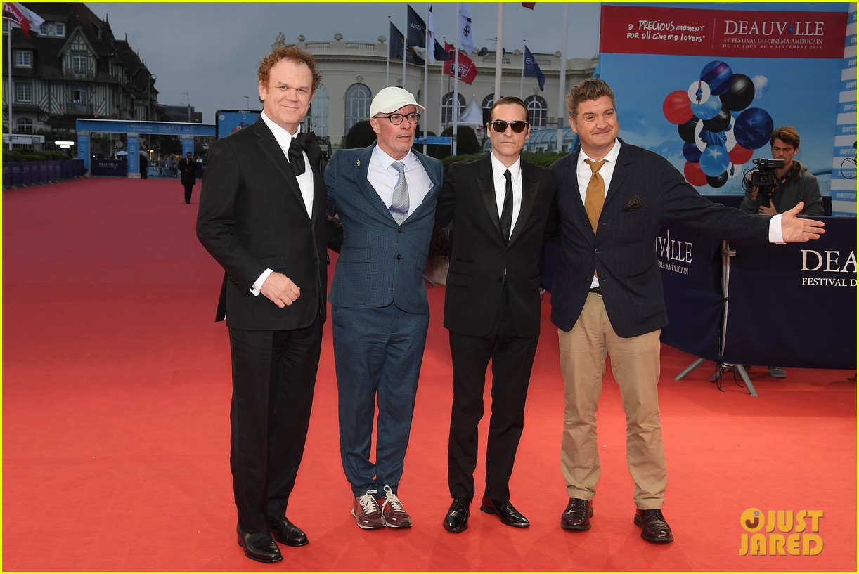 Joaquin Phoenix & John C. Reilly Attend 'The Sisters Brothers' Premiere ...