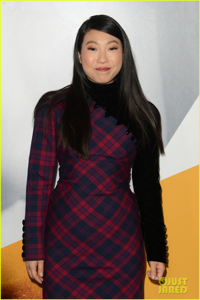 Anna Kendrick, Blake Lively, & Henry Golding Premiere 'A Simple Favor' in NYC!: Photo 4144169 ...