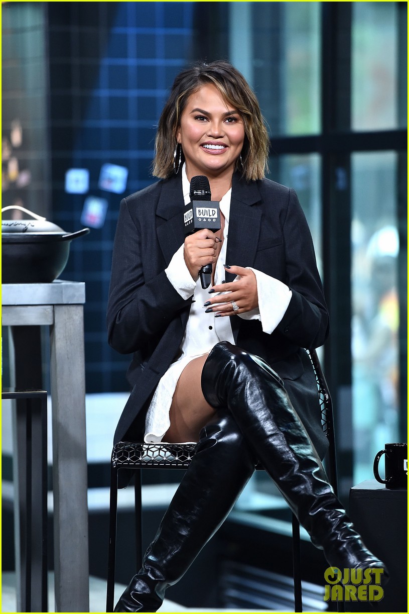 Chrissy Teigen Reveals John Legend's Best & Worst Parenting Skills ...