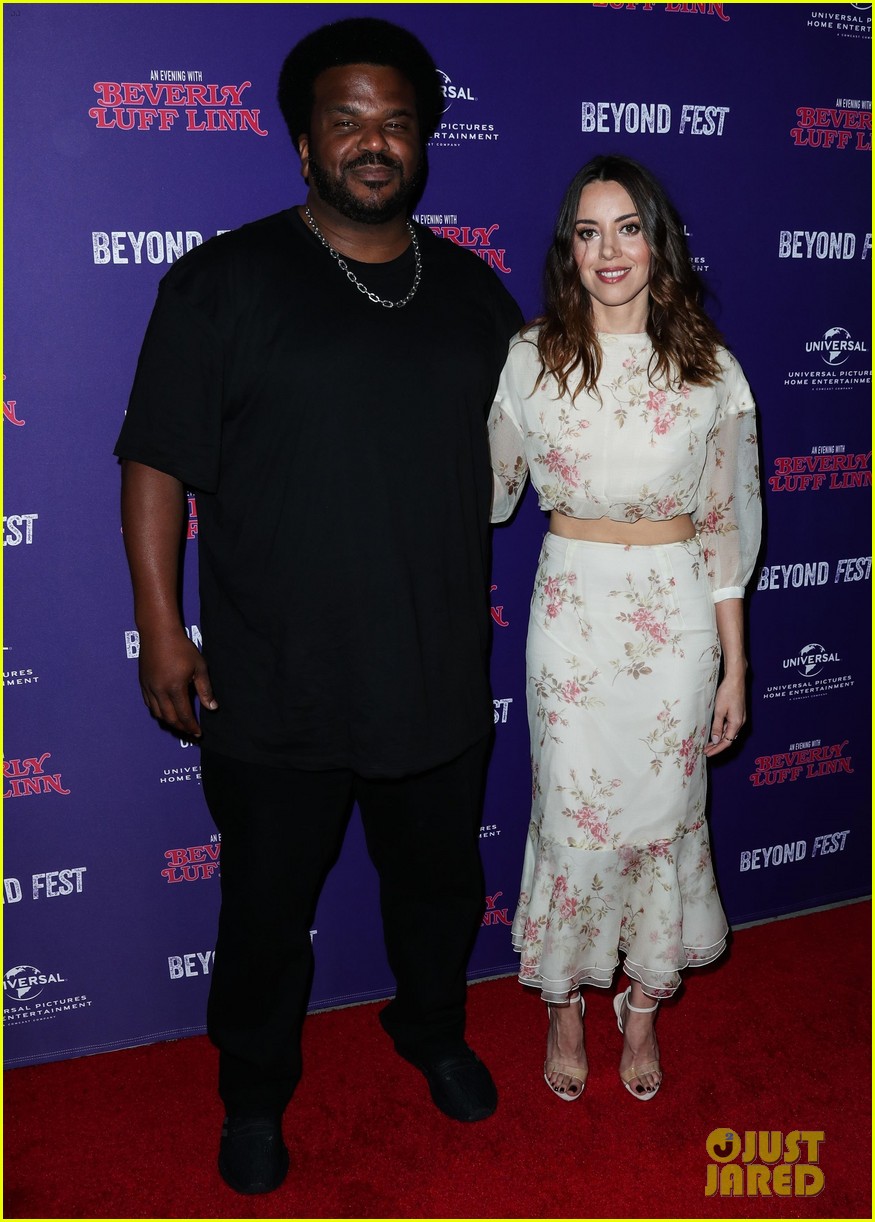 Aubrey Plaza & Craig Robinson Premiere 'An Evening With Beverly Luff ...