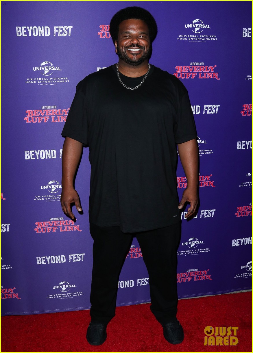 Aubrey Plaza & Craig Robinson Premiere 'An Evening With Beverly Luff ...