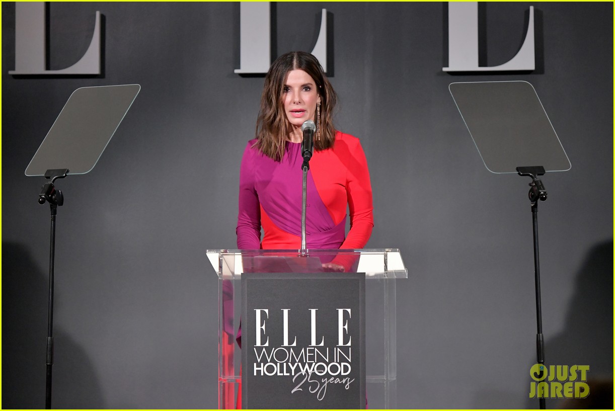 Photo: sandra bullock talks her crappy few weeks at elle women in ...