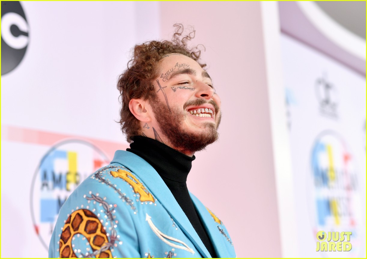 Post Malone Wins Favorite Male Pop/Rock Artist at American Music Awards ...