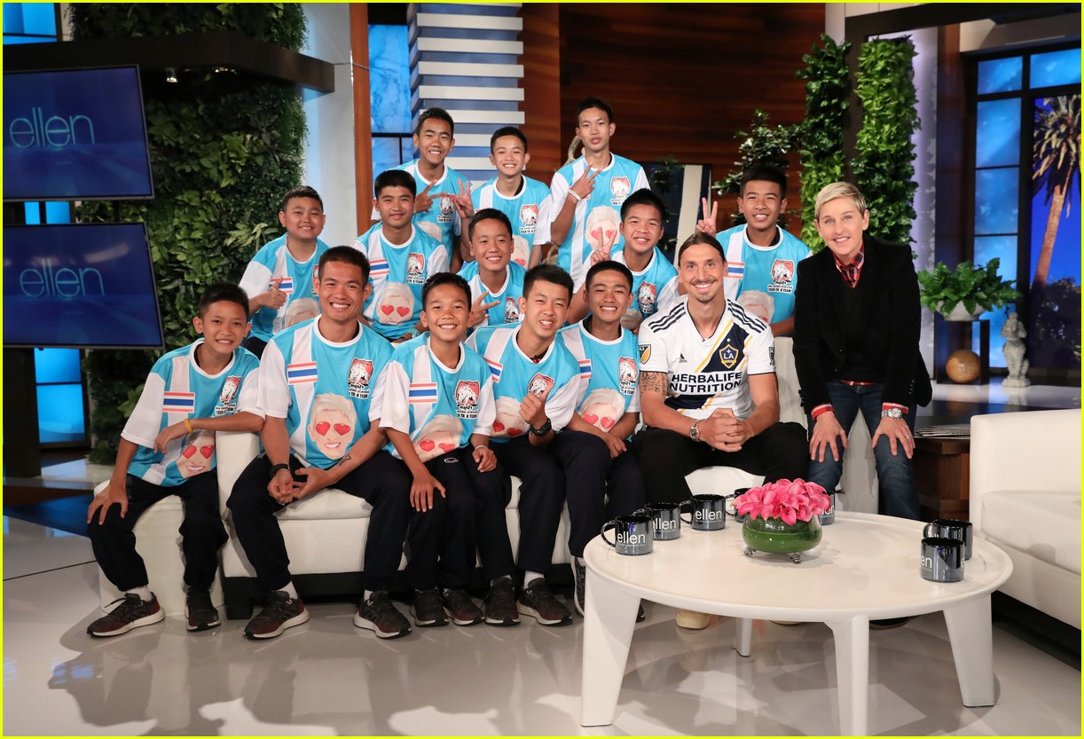 Ellen DeGeneres Talks to Thai Soccer Team in First In-Studio Interview ...