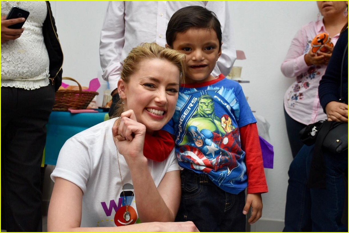 Amber Heard Visits With Smile Train Patients in Mexico!: Photo 4177909 ...