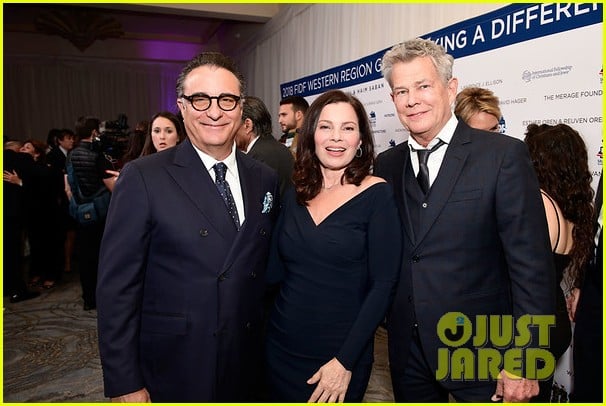 Gerard Butler & Ashton Kutcher Support Israel Defense Forces Soldiers ...