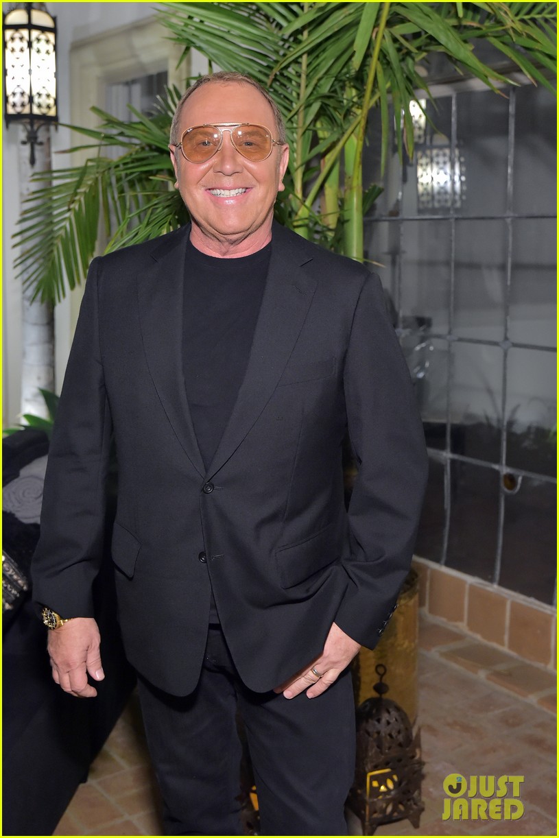 Kate Hudson Gets Support from Boyfriend Danny Fujikawa & Dad Kurt ...