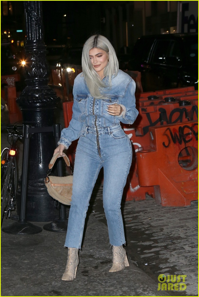 Kylie Jenner Does Double Denim in NYC, Shares New Tour Vlog Featuring ...