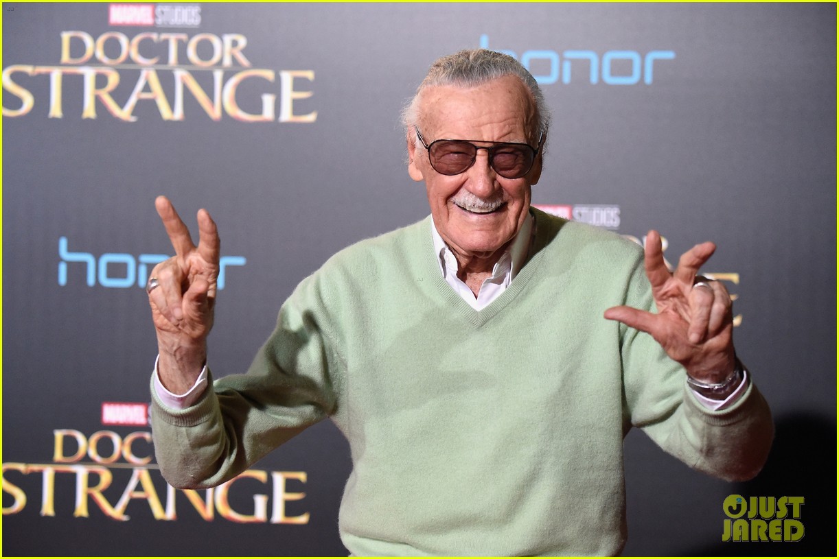 Celebrities React to Stan Lee's Death - Read the Tweets: Photo 4181180 ...
