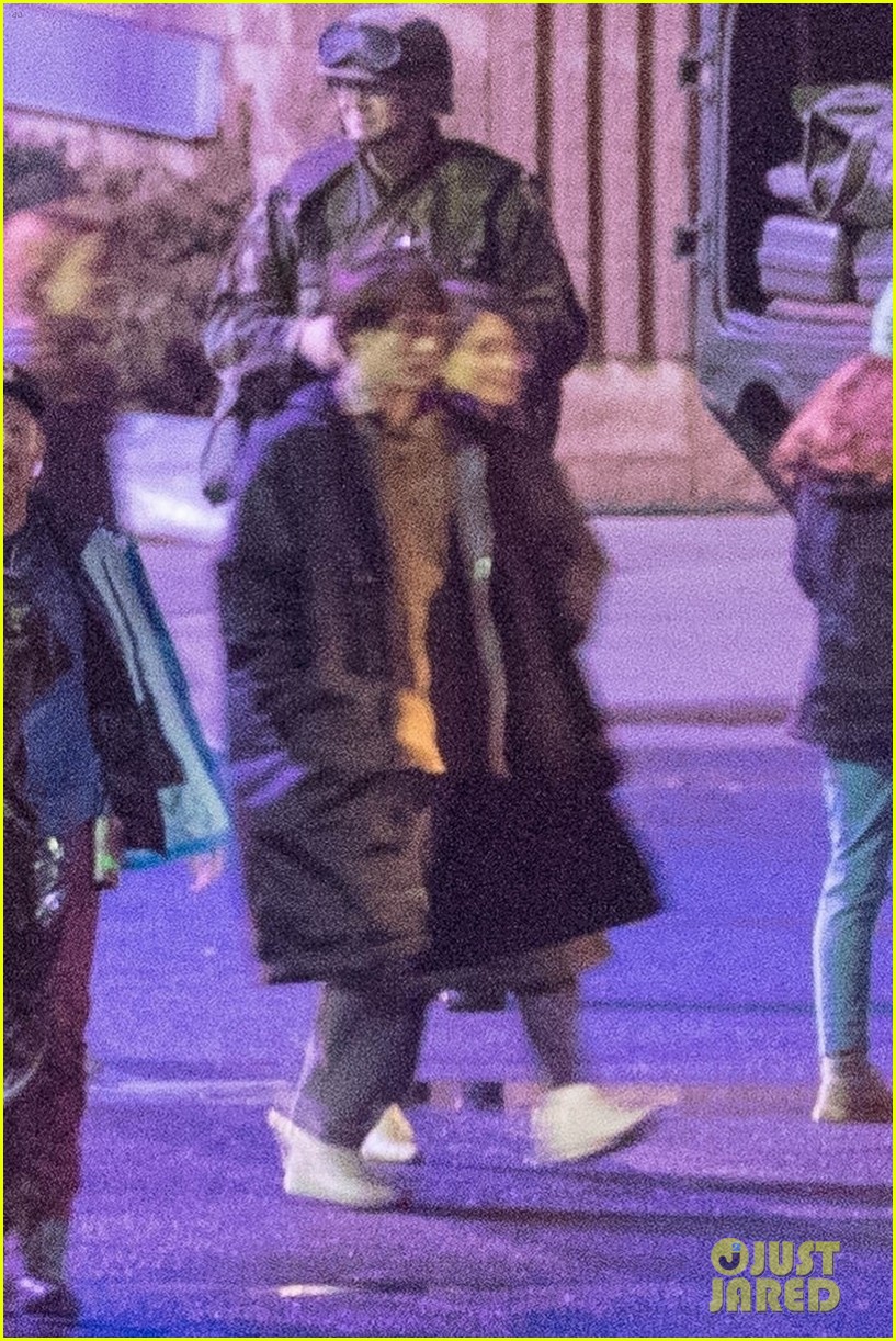 'Stranger Things' Cast Wraps Filming on Epic Season 3 Finale!: Photo ...