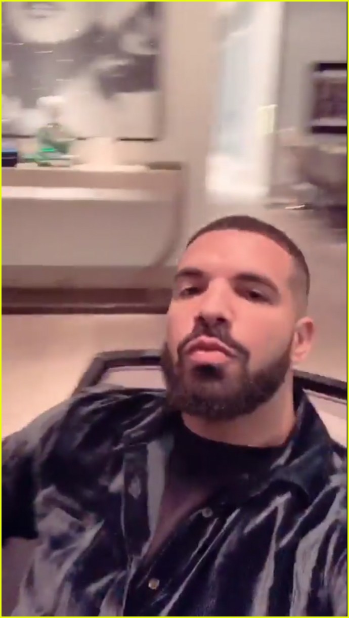Drake Shows Off His Son's Artwork on Christmas Day: Photo 4202585 ...