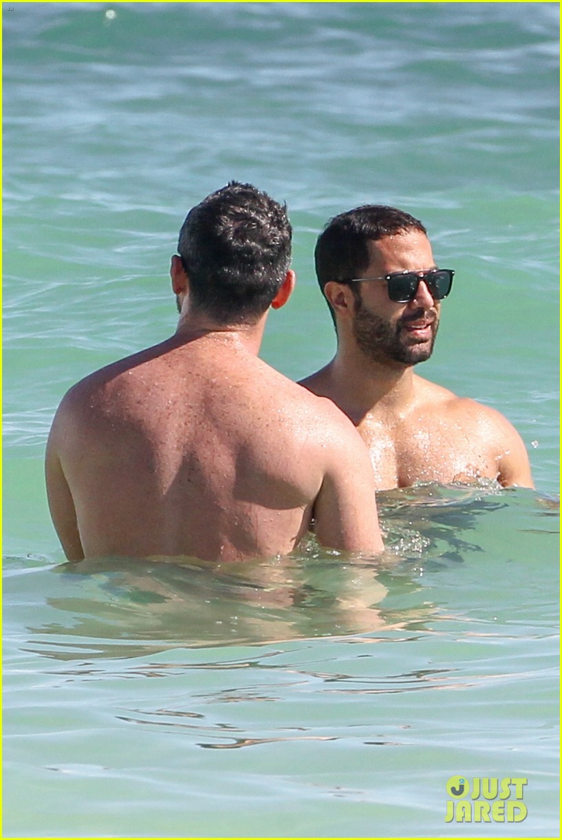 Luke Evans & Boyfriend Victor Turpin Bare Their Shirtless Bodies, Look ...