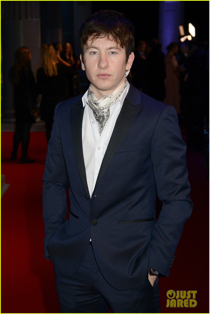 Josh Hartnett, Tamsin Egerton & Barry Keoghan Hit the Red Carpet at ...