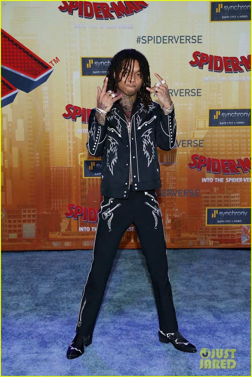 Jake Johnson, Shameik Moore & Kimiko Glenn Sling Webs at 'Spider-Man ...