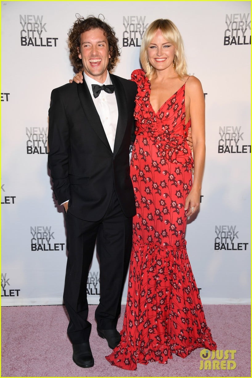 Malin Akerman Marries Jack Donnelly in Mexico!: Photo 4191113 | Malin ...