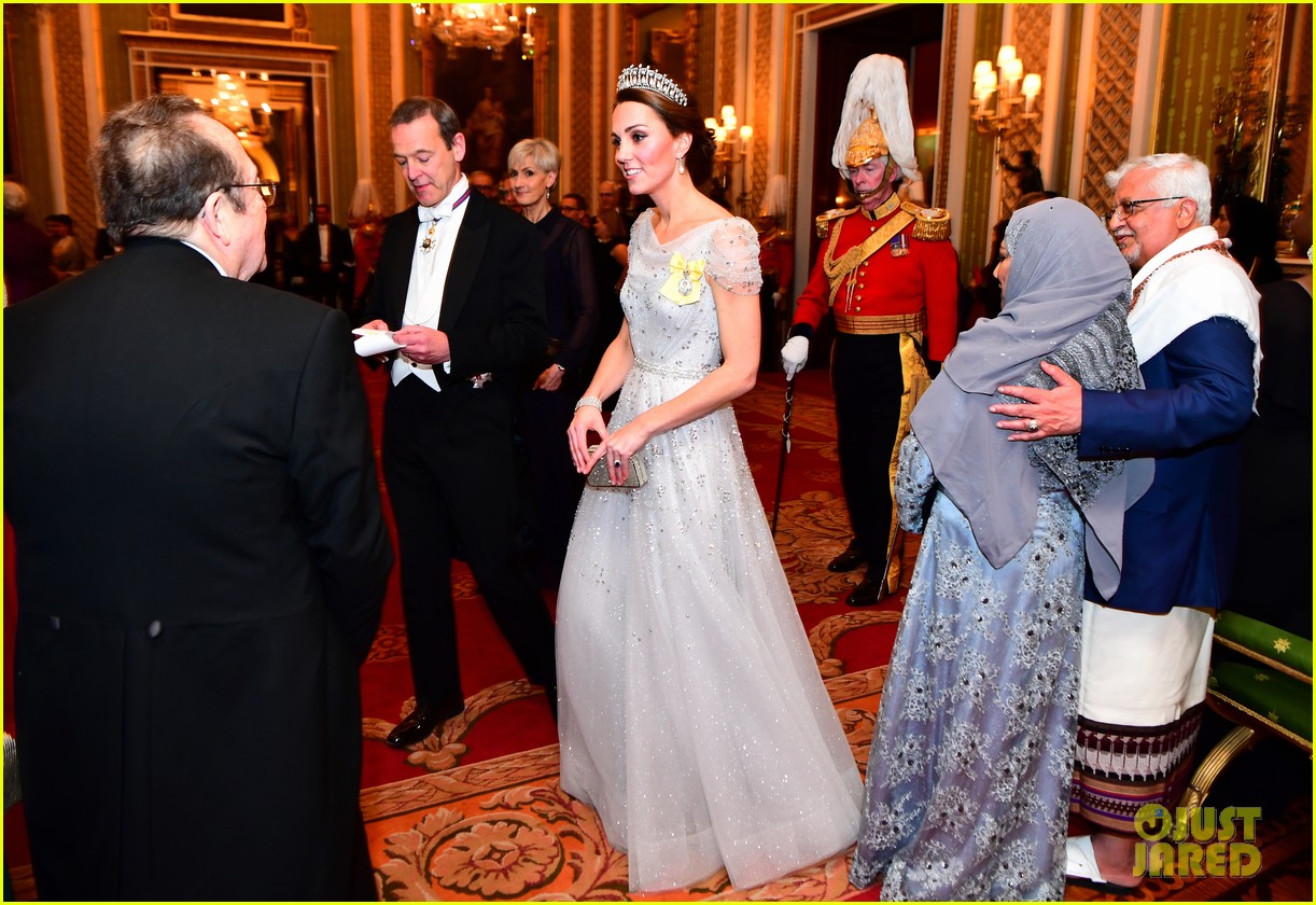 Kate Middleton Wears Princess Diana's Favorite Tiara to Royal Reception ...