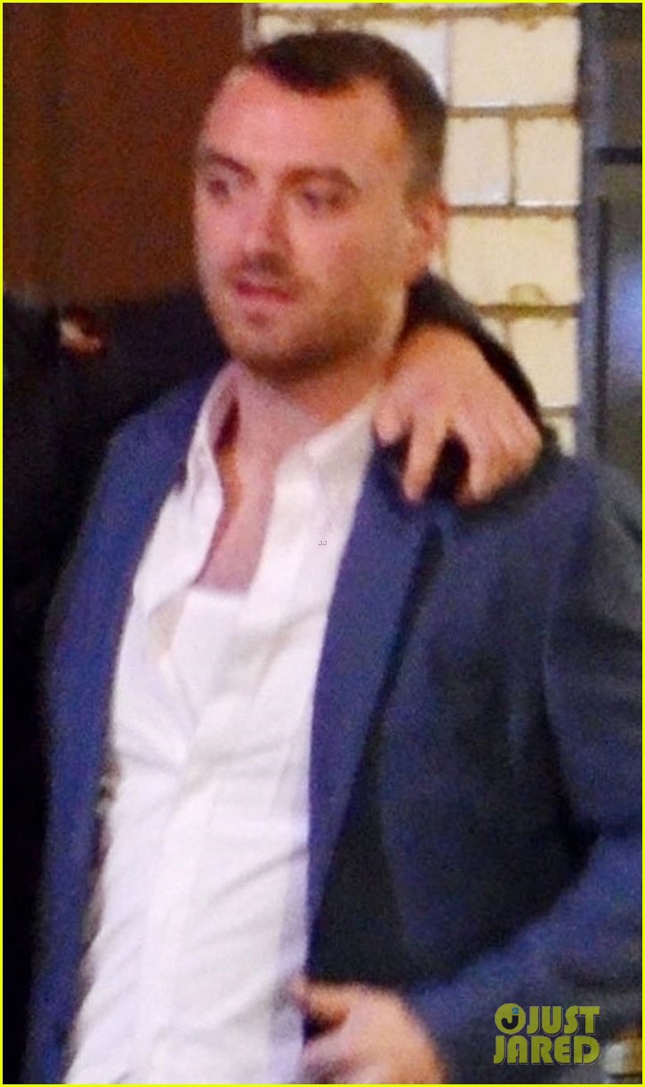 Sam Smith Enjoys a Night Out with Friends in London!: Photo 4201723 ...