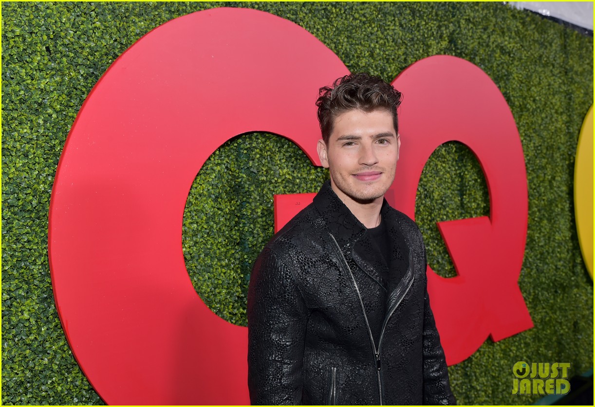 Cole Sprouse Joins His 'Riverdale' Co-Stars at GQ Men of the Year Party ...