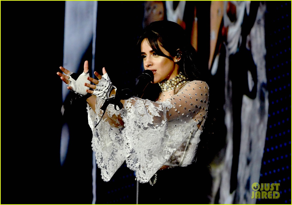 Taylor Swift: 'Reputation' Tour Set List for Netflix Movie!: Photo ...