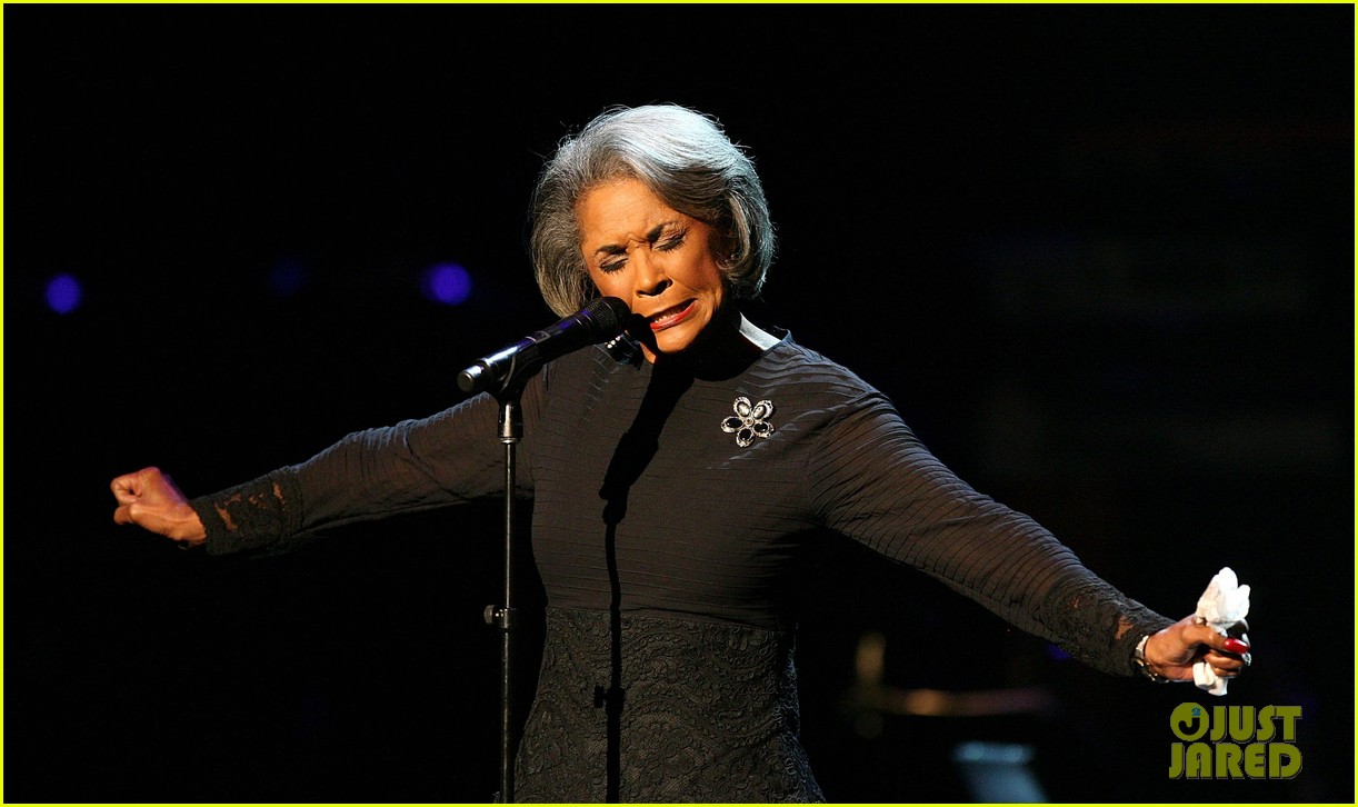 Nancy Wilson Dead - Grammy-Winning Jazz Singer Dies at 81: Photo ...