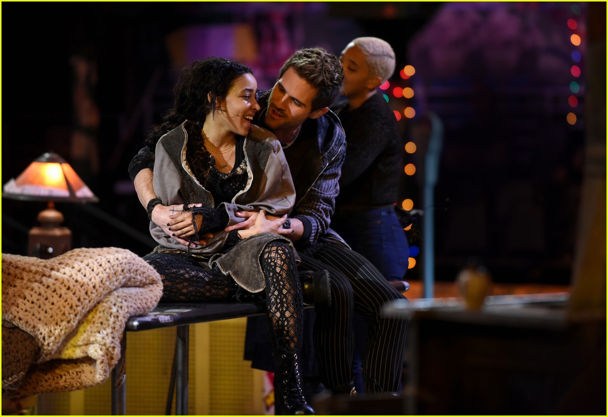 Rent Live's Brennin Hunt Reveals How He Broke His Foot: Photo 4219266 ...