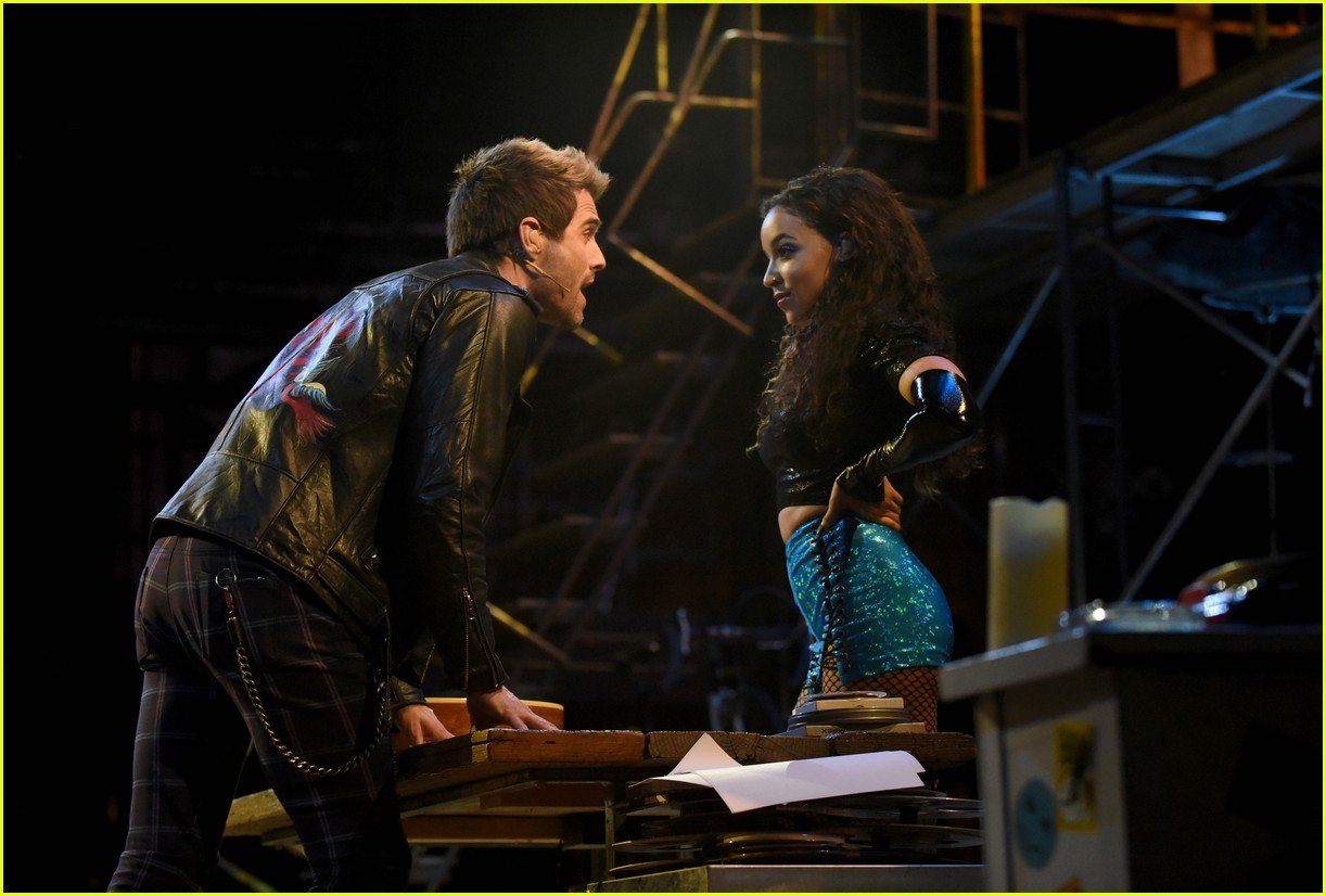 Rent Live's Brennin Hunt Reveals How He Broke His Foot: Photo 4219275 ...