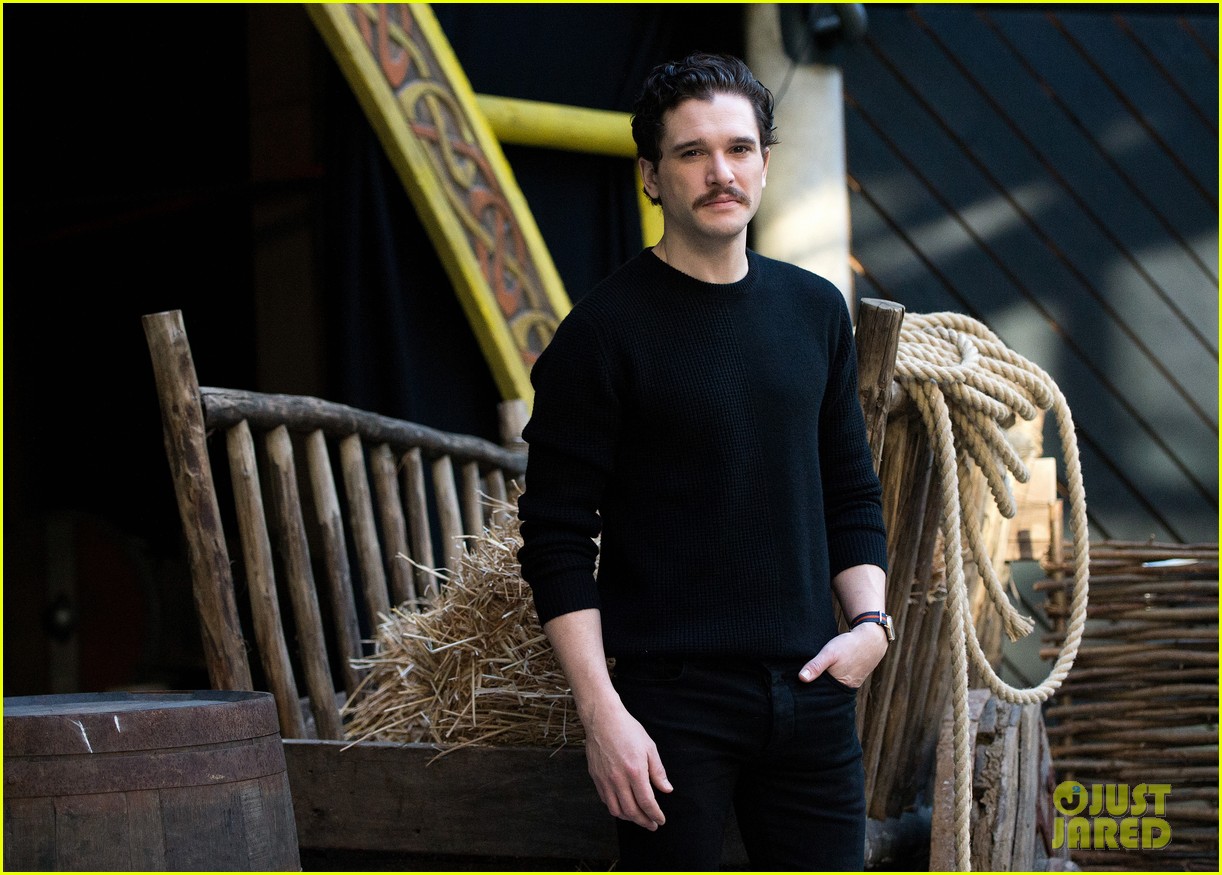 Kit Harington Kicks Off 'How To Train Your Dragon: The Hidden World ...