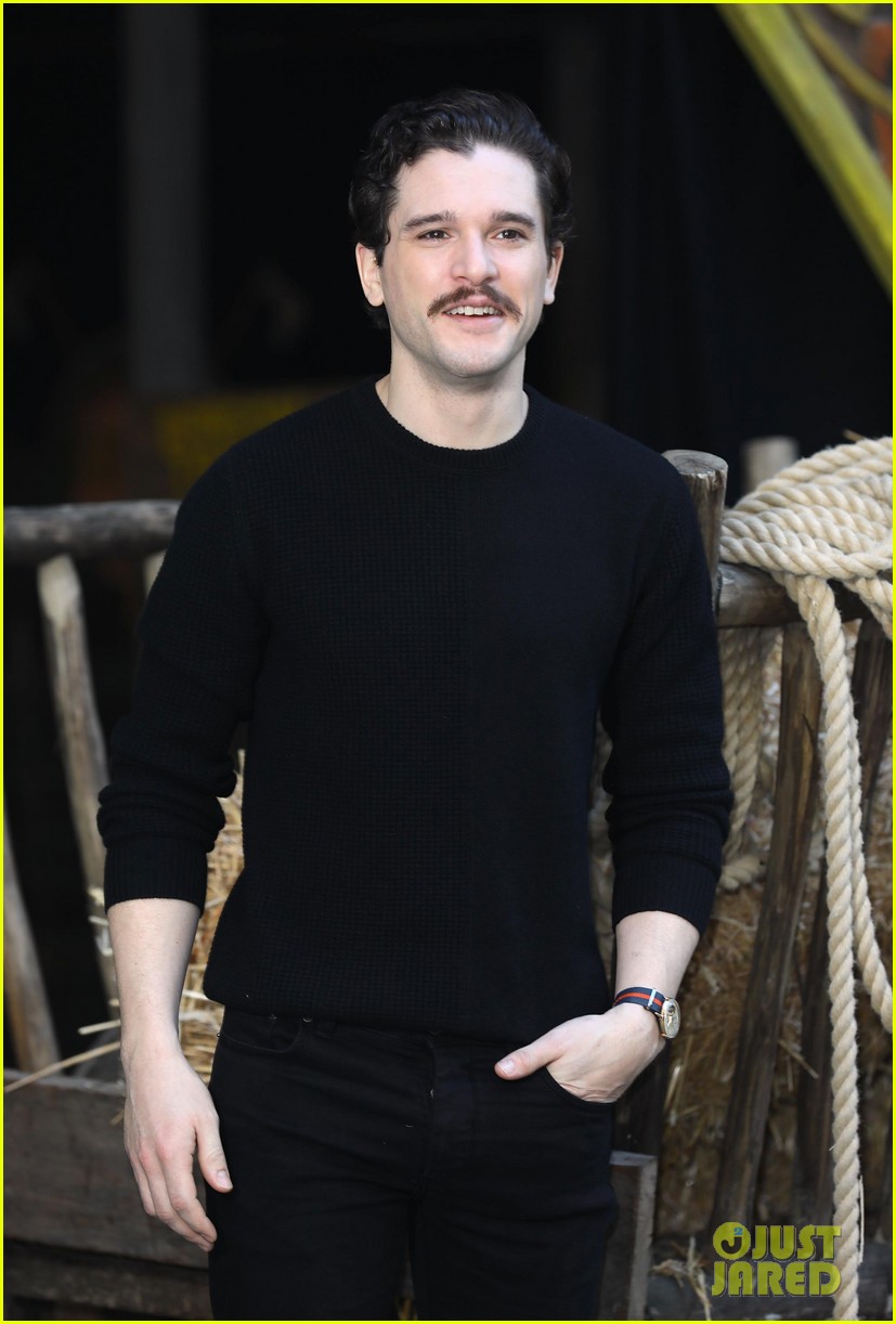Kit Harington Kicks Off 'How To Train Your Dragon: The Hidden World ...